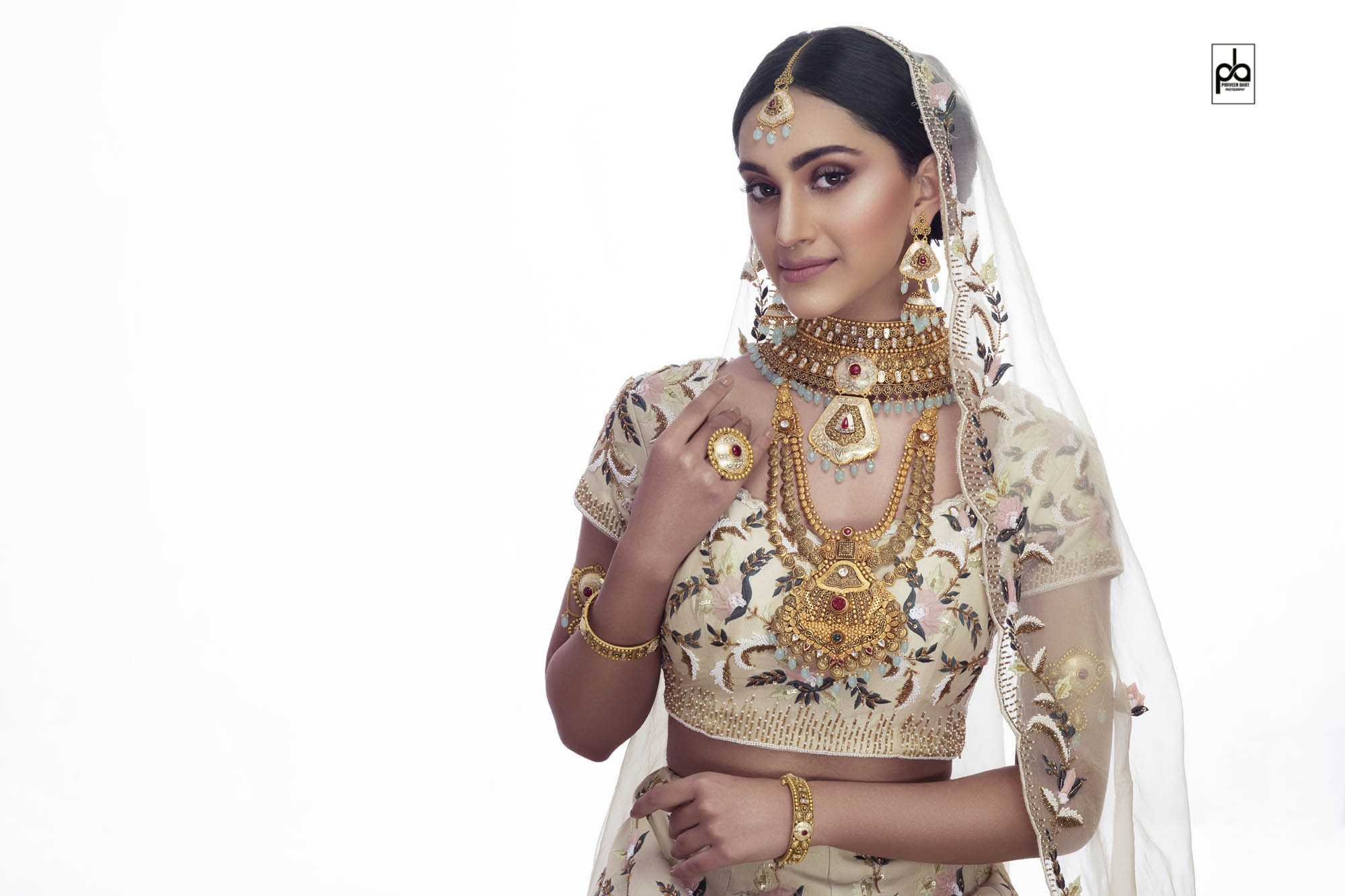 Jewellery Photography With Model | Modeling Agency for Jewellery Shoot