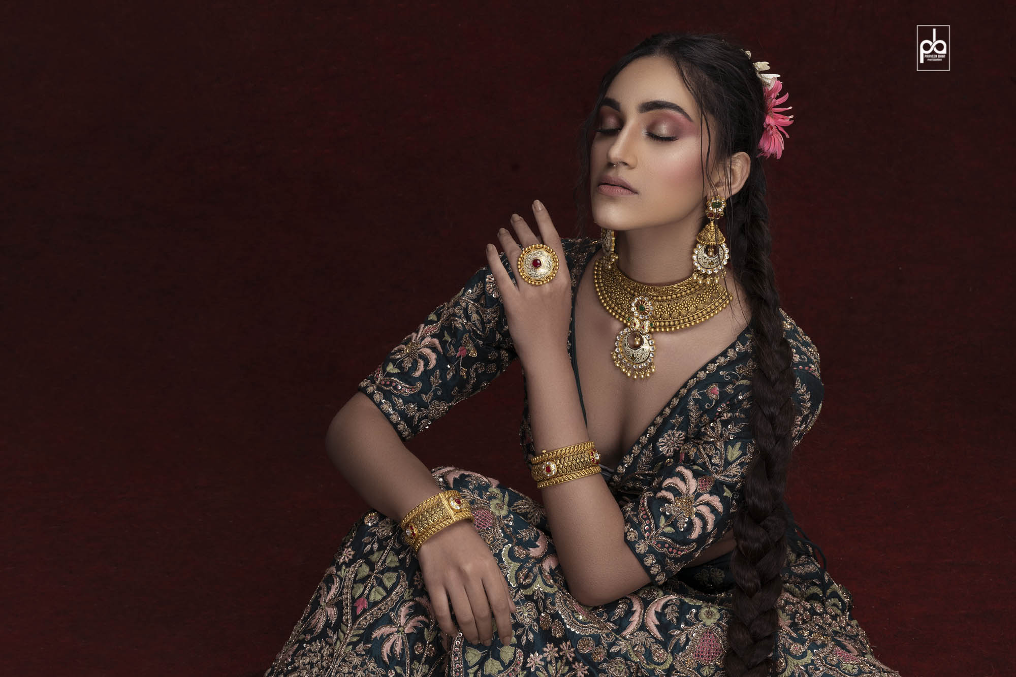 Jewellery Photography With Model | Modeling Agency for Jewellery Shoot