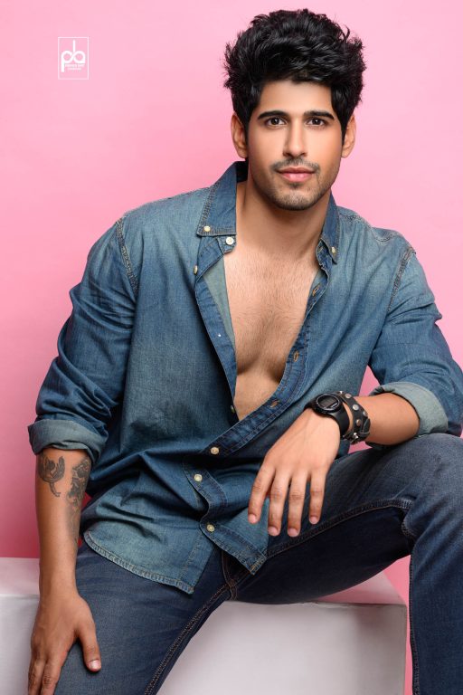 Male Model Indian : A Fusion of Culture and Contemporary Charm